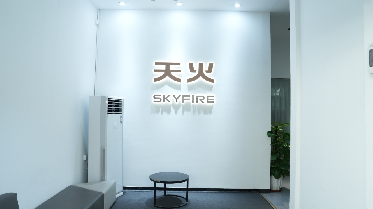 SKYFIRE Flashlight Store | Ultra-Bright, Rechargeable & Fire-Starting